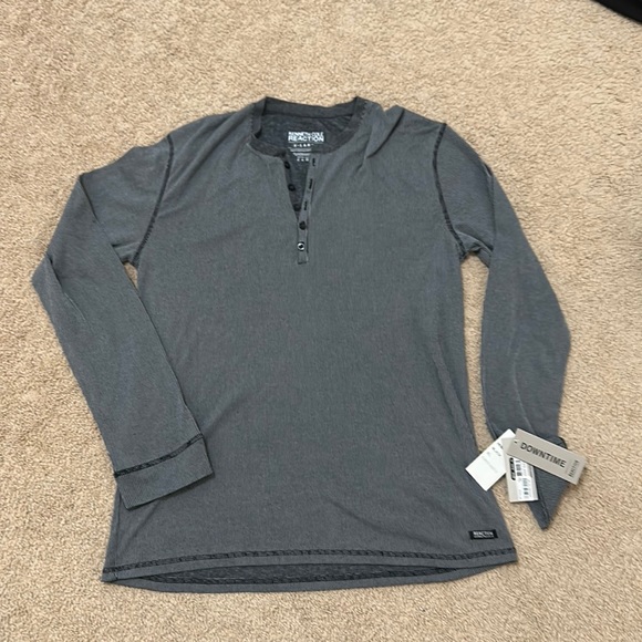 Kenneth Cole Reaction | Shirts | Kenneth Cole Reaction Men Tshirt ...